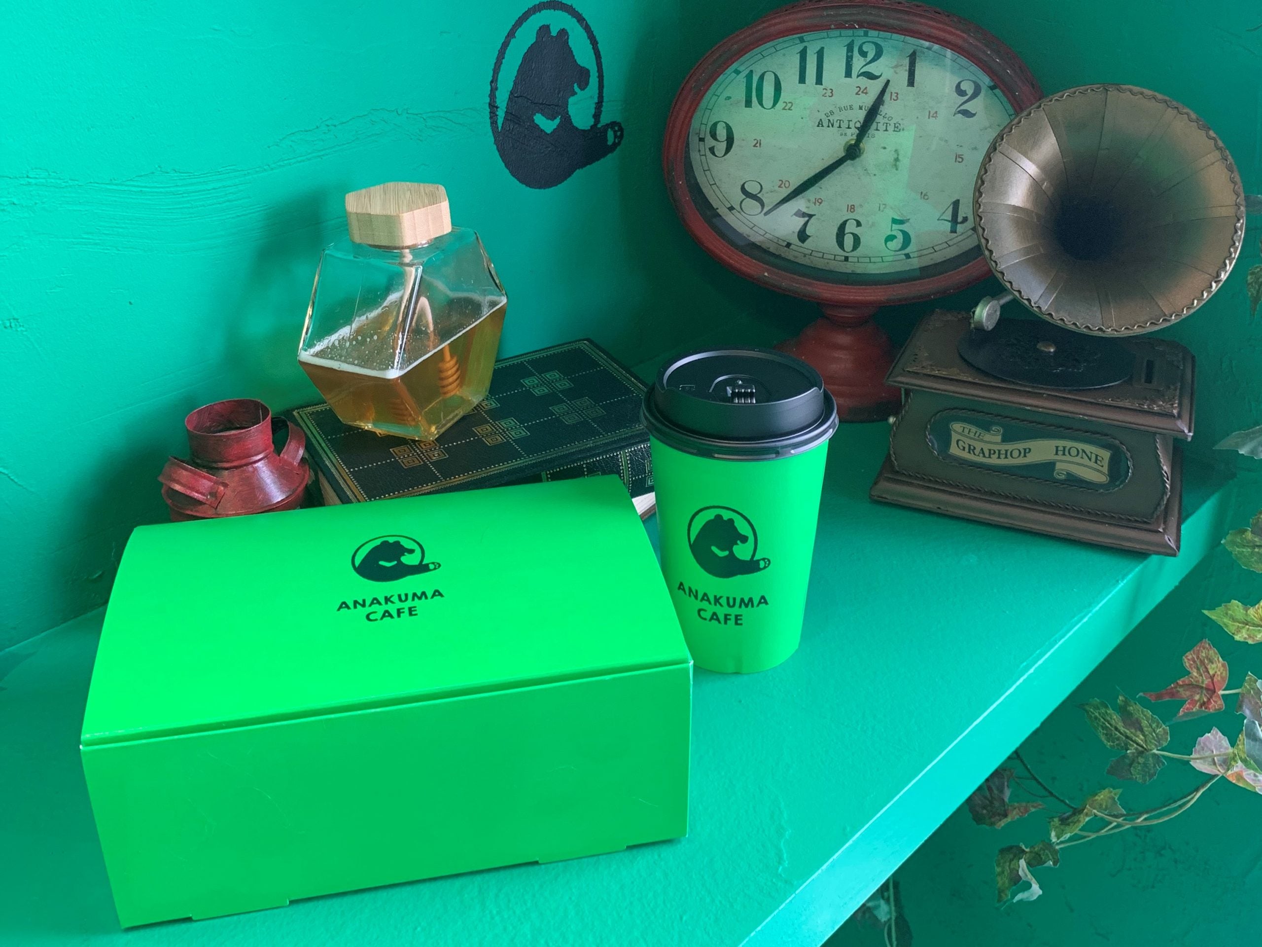 10/5オープン！【原宿】クマが手渡ししてくれる!?『ANAKUMA CAFE』｜シティリビングWeb