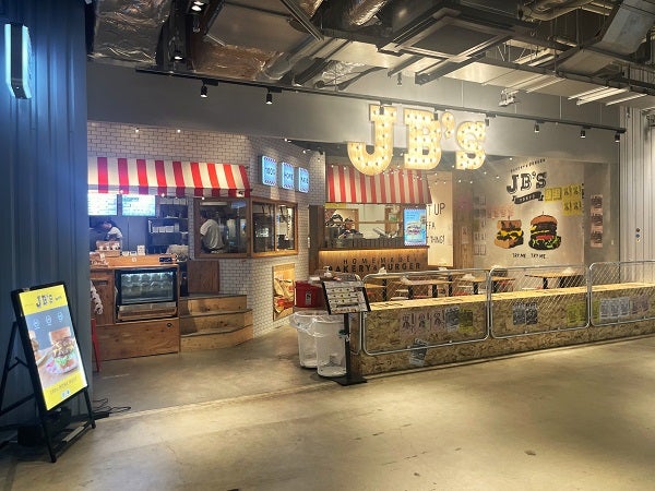100％手作りで驚きの安さ！“四角いハンバーガー” 「JB’s TOKYOミヤシタパーク店」｜シティリビングWeb