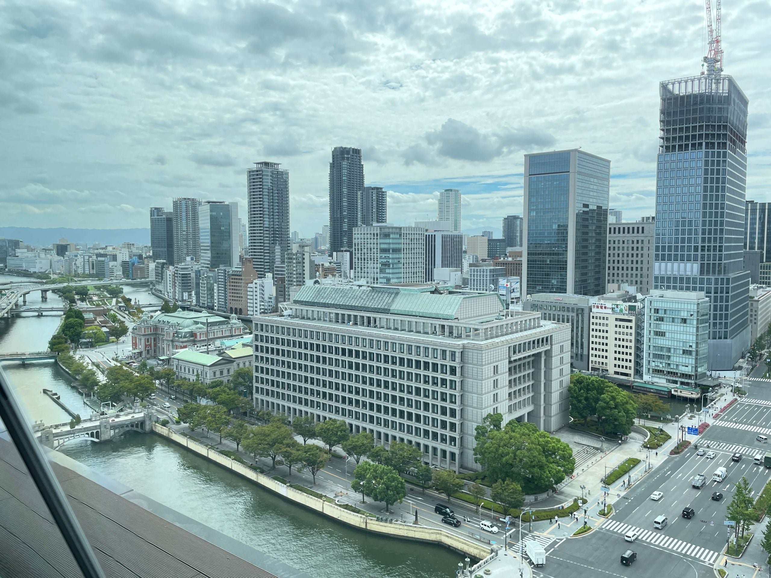 大阪市内を見渡す絶景に思わず「ワオ！」 中之島に「WowUs」オープン！｜シティリビングWeb